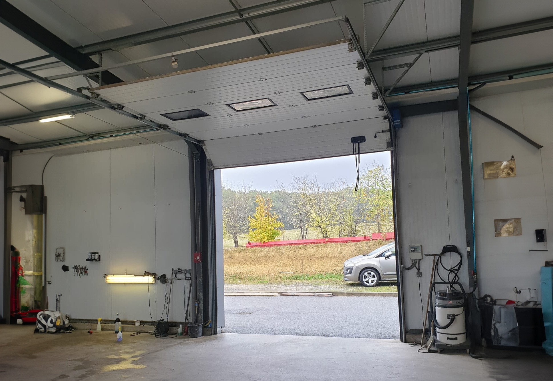 J.A.Automatismes services : portes de garage, sécurité et confort